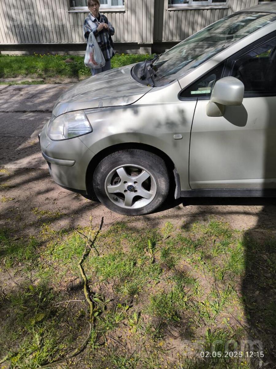 Nissan TIIDA 2008 in Riga, with an engine capacity of 1.60 L and mileage of 222 thousand km for 2000 €, photo 8 on AUTOMOTO.COM.LV