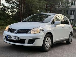 Белый Ниссан Тиида 2008 в Вильнюс, объемом двигателя 1.60 л и пробегом 300 тыс. км за 1799 €, фото  на AUTOMOTO.COM.LV