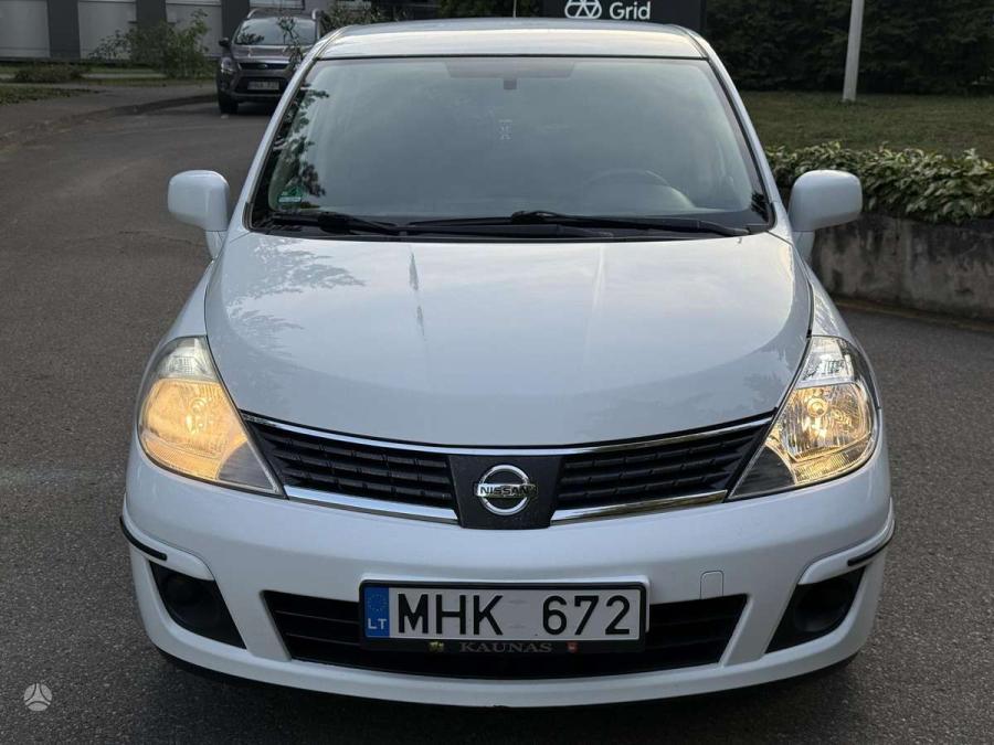 Balts Nissan TIIDA 2008 Viļņa, ar dzinēja tilpumu 1.60 L un nobraukumu 300 tūkst. km par 1799 €, foto 3 vietnē AUTOMOTO.COM.LV