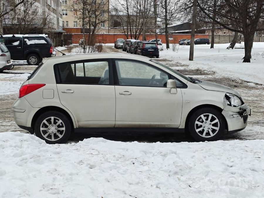 Dzeltens Nissan TIIDA 2007 Rīga, ar dzinēja tilpumu 2.00 L un nobraukumu 0 tūkst. km par 1750 €, foto 4 vietnē AUTOMOTO.COM.LV