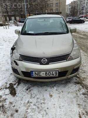 Yellow Nissan TIIDA 2007 in Riga, with an engine capacity of 2.00 L and mileage of 0 thousand km for 1750 €, photo 5 on AUTOMOTO.COM.LV