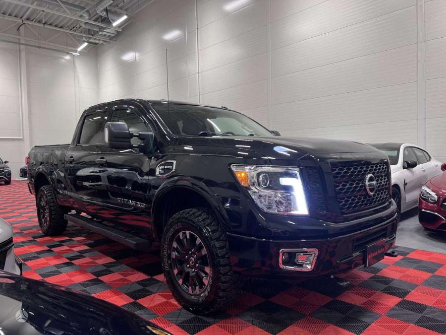 Melns Nissan Titan 2019 Viļņa, ar dzinēja tilpumu 4.98 L un nobraukumu 331 tūkst. km par 21990 €, foto 3 vietnē AUTOMOTO.COM.LV