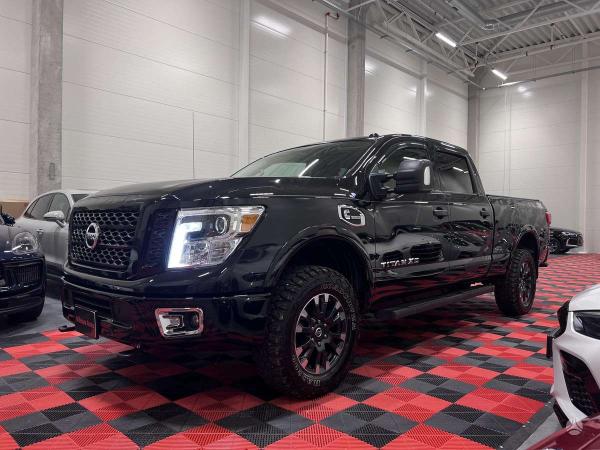 Melns Nissan Titan 2019 Viļņa, ar dzinēja tilpumu 4.98 L un nobraukumu 331 tūkst. km par 14990 €, foto 1 vietnē AUTOMOTO.COM.LV