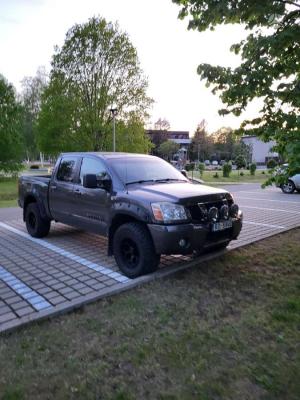 Grey Nissan Titan 2007 in Jelgava, with an engine capacity of 5.60 L and mileage of 230 thousand km for 14520 €, photo  on AUTOMOTO.COM.LV