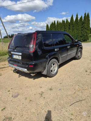 Black Nissan X-Trail 2001 in Alytus, with an engine capacity of 0.00 L and mileage of 288 thousand km for 1900 €, photo  on AUTOMOTO.COM.LV