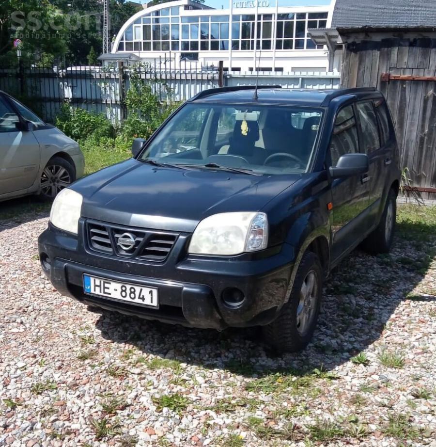Melns Nissan X-Trail 2002 Rīga, ar dzinēja tilpumu 2.00 L un nobraukumu 408 tūkst. km par 1650 €, foto 4 vietnē AUTOMOTO.COM.LV