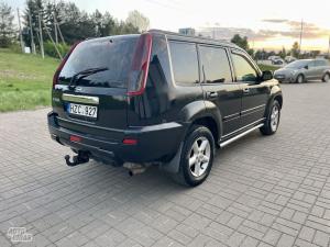Melns Nissan X-Trail 2002 Viļņa, ar dzinēja tilpumu 2.20 L un nobraukumu 357 tūkst. km par 2450 €, foto 7 vietnē AUTOMOTO.COM.LV