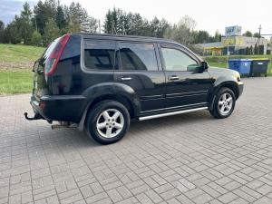 Melns Nissan X-Trail 2002 Viļņa, ar dzinēja tilpumu 2.20 L un nobraukumu 357 tūkst. km par 2450 €, foto 8 vietnē AUTOMOTO.COM.LV