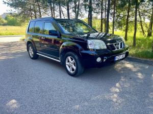 Melns Nissan X-Trail 2002 Viļņa, ar dzinēja tilpumu 2.20 L un nobraukumu 357 tūkst. km par 1900 €, foto  vietnē AUTOMOTO.COM.LV