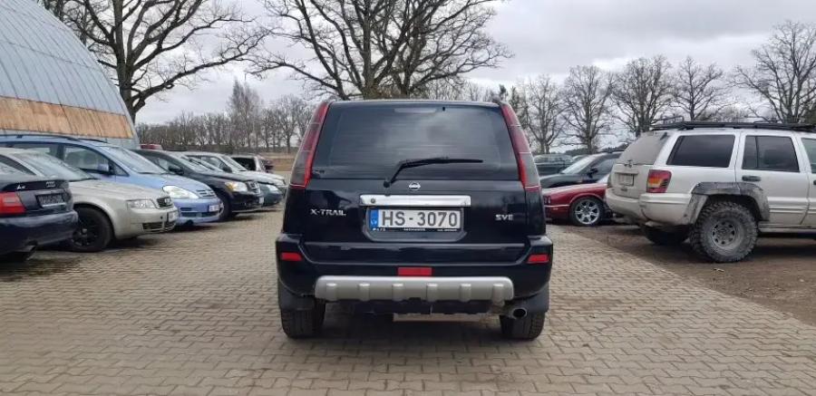 Melns Nissan X-Trail 2002 Valmiera, ar dzinēja tilpumu 2.20 L un nobraukumu 297 tūkst. km par 2400 €, foto 5 vietnē AUTOMOTO.COM.LV