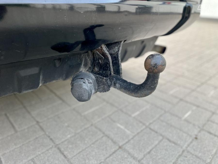 Black Nissan X-Trail 2002 in Vilnius, with an engine capacity of 2.20 L and mileage of 357 thousand km for 1600 €, photo 12 on AUTOMOTO.COM.LV