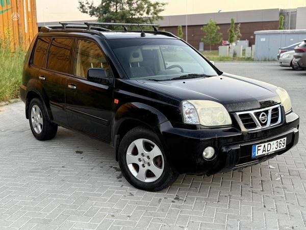 Black Nissan X-Trail 2003 in Vilnius, with an engine capacity of 0.00 L and mileage of 310 thousand km for 1700 €, photo 2 on AUTOMOTO.COM.LV