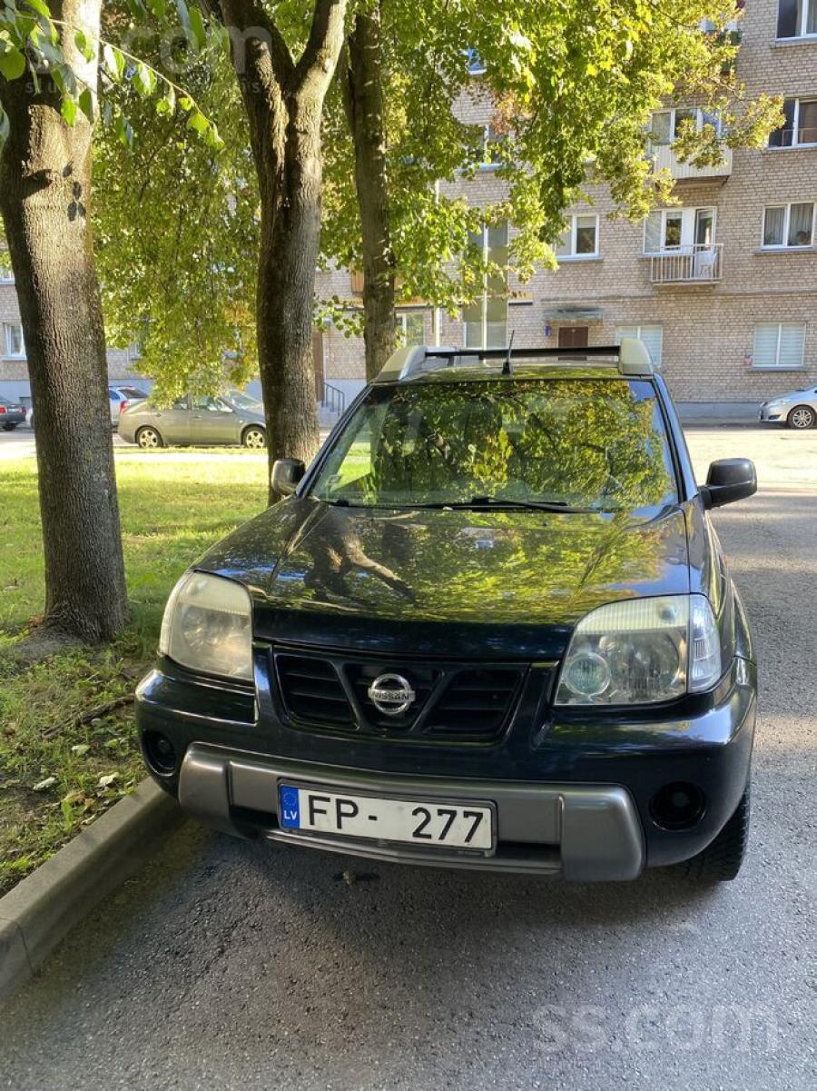 Melns Nissan X-Trail 2003 Daugavpils, ar dzinēja tilpumu 2.20 L un nobraukumu 199 tūkst. km par 1500 €, foto 1 vietnē AUTOMOTO.COM.LV