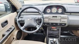 Black Nissan X-Trail 2003 in Riga, with an engine capacity of 2.20 L and mileage of 259 thousand km for 1600 €, photo 10 on AUTOMOTO.COM.LV