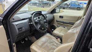 Melns Nissan X-Trail 2004 Klaipėda, ar dzinēja tilpumu 2.20 L un nobraukumu 230 tūkst. km par 2200 €, foto 5 vietnē AUTOMOTO.COM.LV