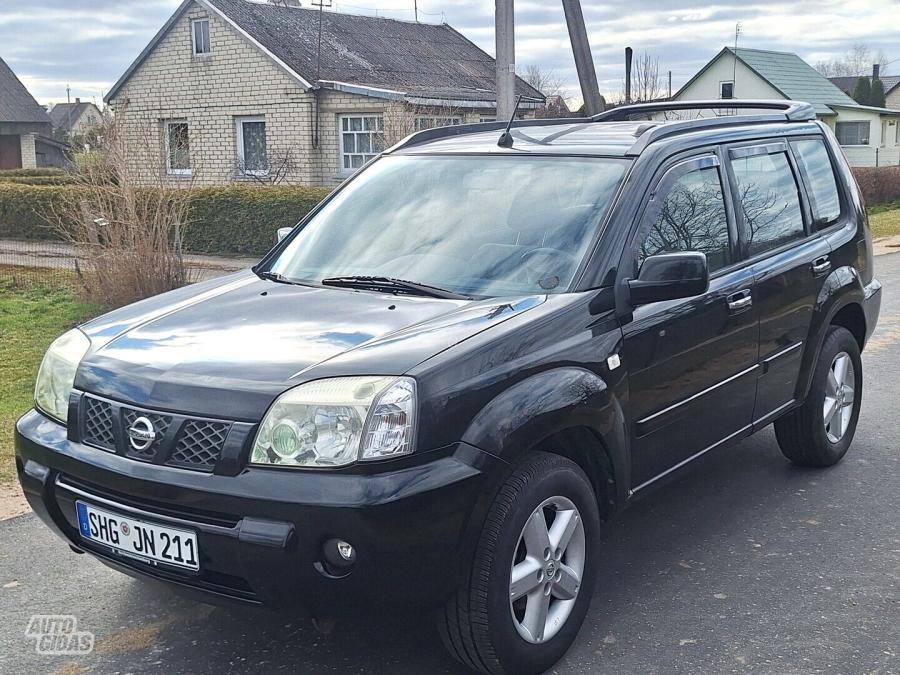 Melns Nissan X-Trail 2004 Mažeikiai, ar dzinēja tilpumu 2.20 L un nobraukumu 204 tūkst. km par 3400 €, foto 1 vietnē AUTOMOTO.COM.LV