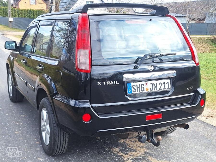Melns Nissan X-Trail 2004 Mažeikiai, ar dzinēja tilpumu 2.20 L un nobraukumu 204 tūkst. km par 3400 €, foto 7 vietnē AUTOMOTO.COM.LV
