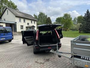 Melns Nissan X-Trail 2004 Rīga, ar dzinēja tilpumu 2.00 L un nobraukumu 270 tūkst. km par 2200 €, foto 3 vietnē AUTOMOTO.COM.LV