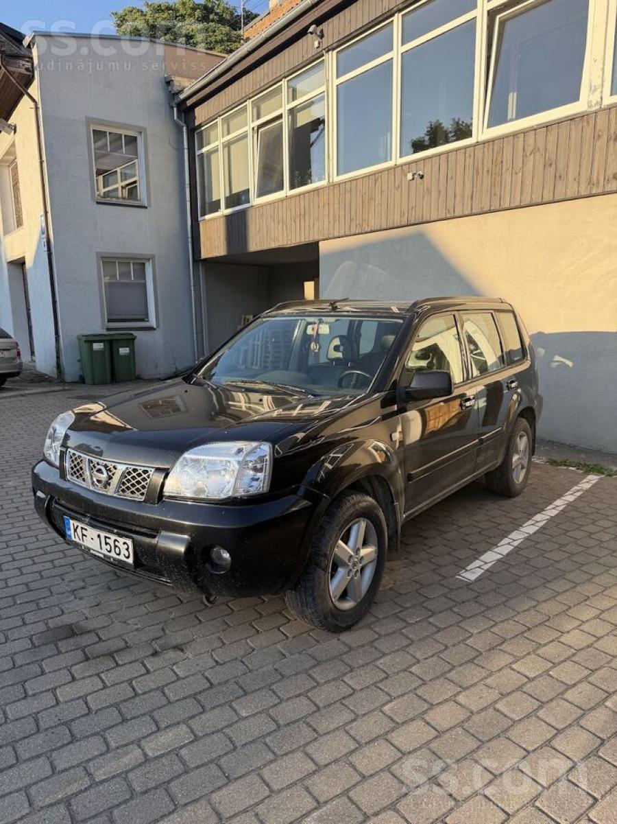 Melns Nissan X-Trail 2004 Rīga, ar dzinēja tilpumu 2.20 L un nobraukumu 472 tūkst. km par 500 €, foto 1 vietnē AUTOMOTO.COM.LV