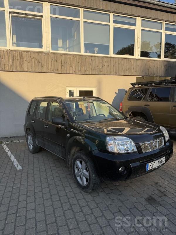 Melns Nissan X-Trail 2004 Rīga, ar dzinēja tilpumu 2.20 L un nobraukumu 472 tūkst. km par 500 €, foto 2 vietnē AUTOMOTO.COM.LV