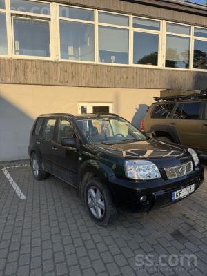 Melns Nissan X-Trail 2004 Rīga, ar dzinēja tilpumu 2.20 L un nobraukumu 472 tūkst. km par 500 €, foto 3 vietnē AUTOMOTO.COM.LV