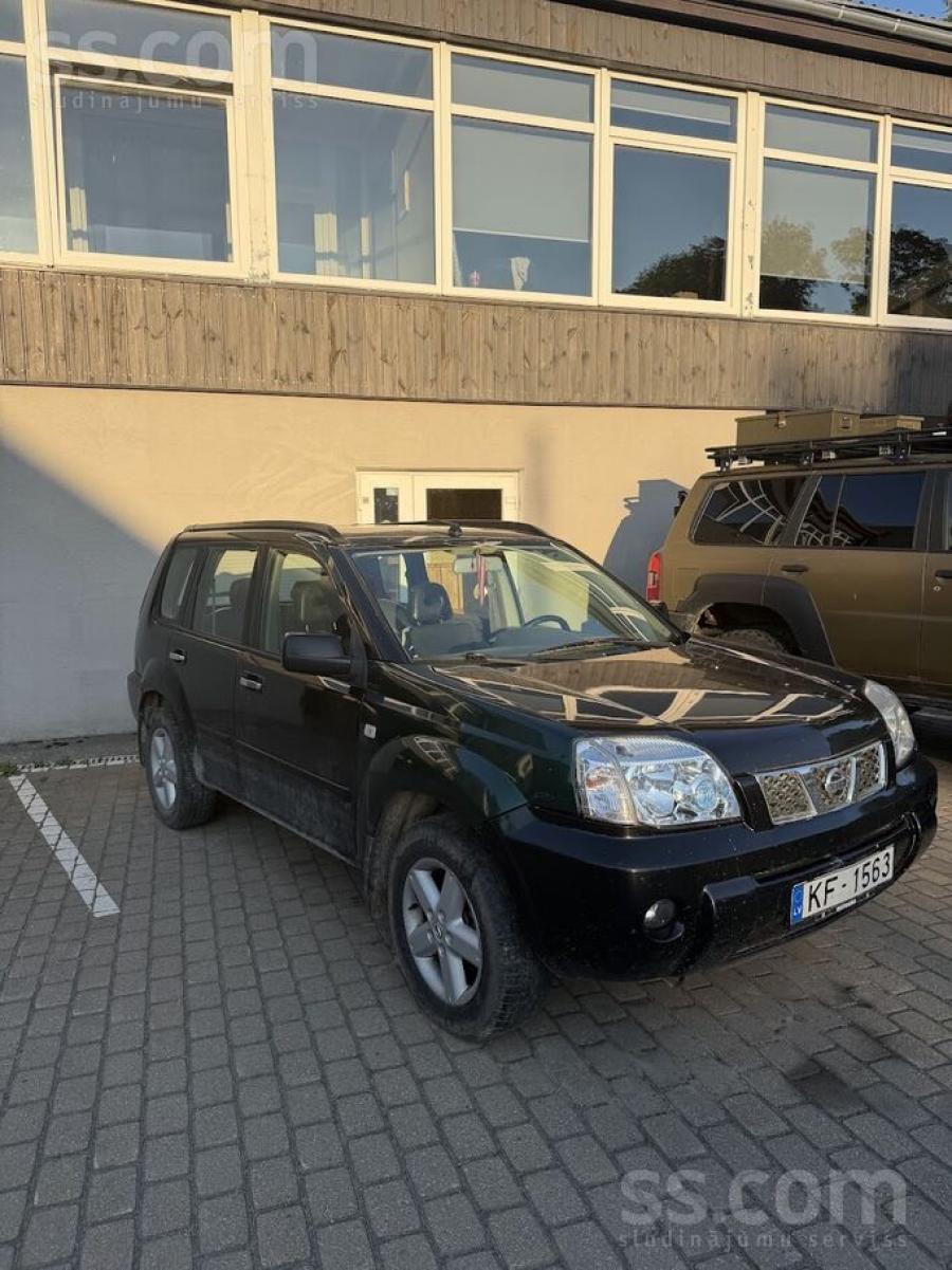 Melns Nissan X-Trail 2004 Rīga, ar dzinēja tilpumu 2.20 L un nobraukumu 472 tūkst. km par 500 €, foto 3 vietnē AUTOMOTO.COM.LV