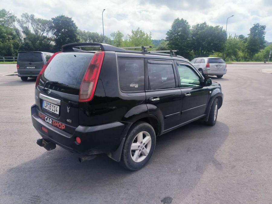 Melns Nissan X-Trail 2004 Kauņa, ar dzinēja tilpumu 2.18 L un nobraukumu 390 tūkst. km par 1700 €, foto 7 vietnē AUTOMOTO.COM.LV