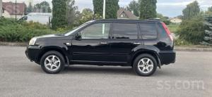 Black Nissan X-Trail 2004 in Riga, with an engine capacity of 2.20 L and mileage of 246 thousand km for 2000 €, photo 9 on AUTOMOTO.COM.LV