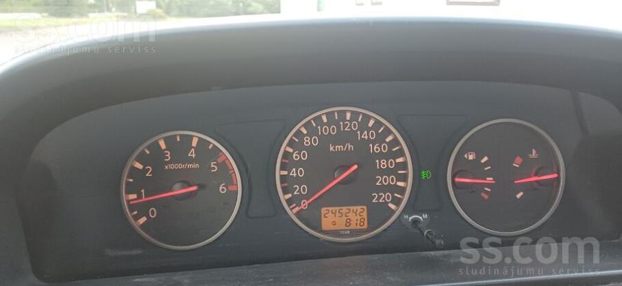 Black Nissan X-Trail 2004 in Riga, with an engine capacity of 2.20 L and mileage of 246 thousand km for 2000 €, photo 20 on AUTOMOTO.COM.LV