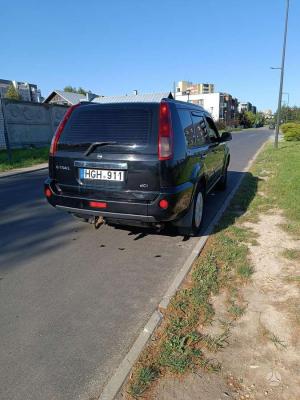 Melns Nissan X-Trail 2004 Kauņa, ar dzinēja tilpumu 2.18 L un nobraukumu 391 tūkst. km par 1700 €, foto 6 vietnē AUTOMOTO.COM.LV