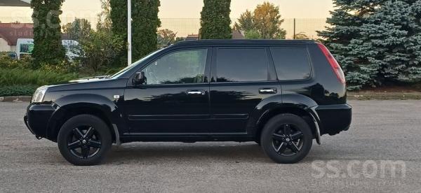 Nissan X-Trail 2004 Rīga vietnē Melns Nissan X-Trail 2004 Rīga, ar dzinēja tilpumu 2.20 L un nobraukumu 263 tūkst. km par 2600 €, foto 6 vietnē AUTOMOTO.COM.LV
