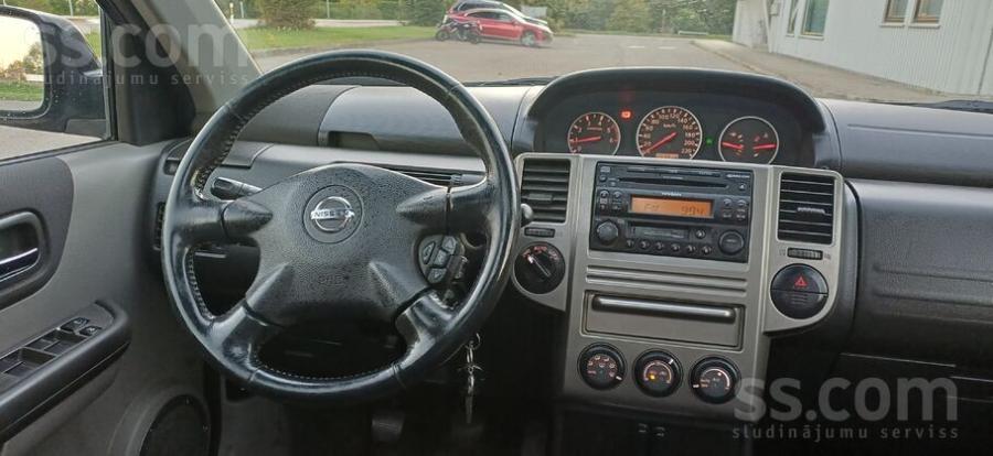 Black Nissan X-Trail 2004 in Riga, with an engine capacity of 2.20 L and mileage of 263 thousand km for 2600 €, photo 13 on AUTOMOTO.COM.LV