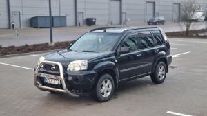 Black Nissan X-Trail 2005 in Vilnius, with an engine capacity of 2.20 L and mileage of 263 thousand km for 2250 €, photo  on AUTOMOTO.COM.LV