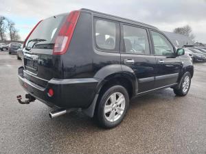 Melns Nissan X-Trail 2005 Marijampole, ar dzinēja tilpumu 2.00 L un nobraukumu 209 tūkst. km par 3199 €, foto 5 vietnē AUTOMOTO.COM.LV