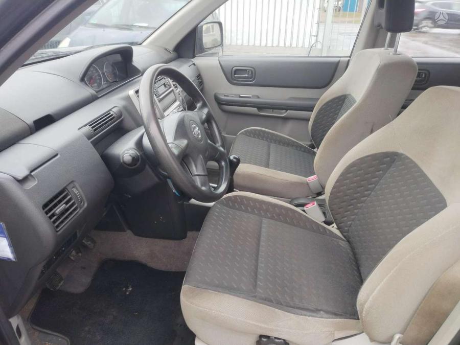 Melns Nissan X-Trail 2005 Marijampole, ar dzinēja tilpumu 2.00 L un nobraukumu 209 tūkst. km par 3199 €, foto 10 vietnē AUTOMOTO.COM.LV