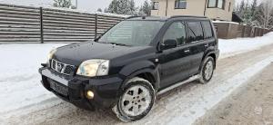Melns Nissan X-Trail 2005 Kauņa, ar dzinēja tilpumu 2.18 L un nobraukumu 237 tūkst. km par 2850 €, foto  vietnē AUTOMOTO.COM.LV