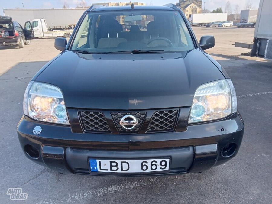 Melns Nissan X-Trail 2005 Šauļi, ar dzinēja tilpumu 2.00 L un nobraukumu 345 tūkst. km par 1280 €, foto 2 vietnē AUTOMOTO.COM.LV