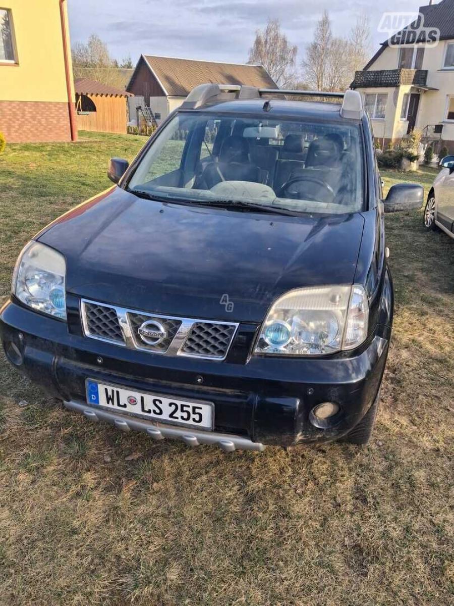 Melns Nissan X-Trail 2005 Pagėgiai, ar dzinēja tilpumu 2.20 L un nobraukumu 170 tūkst. km par 2350 €, foto 1 vietnē AUTOMOTO.COM.LV