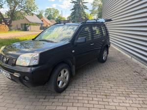 Melns Nissan X-Trail 2005 Jēkabpils, ar dzinēja tilpumu 2.20 L un nobraukumu 290 tūkst. km par 2300 €, foto 3 vietnē AUTOMOTO.COM.LV