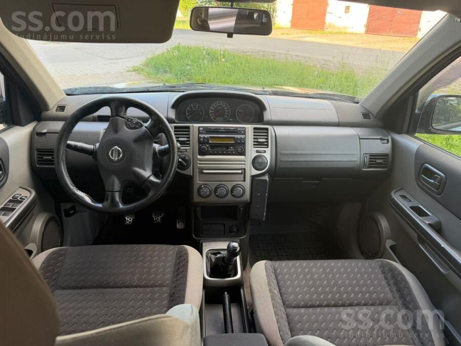 Melns Nissan X-Trail 2005 Jēkabpils, ar dzinēja tilpumu 2.20 L un nobraukumu 290 tūkst. km par 2300 €, foto 7 vietnē AUTOMOTO.COM.LV