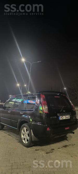 Melns Nissan X-Trail 2005 Rīga, ar dzinēja tilpumu 2.20 L un nobraukumu 314 tūkst. km par 3000 €, foto 4 vietnē AUTOMOTO.COM.LV