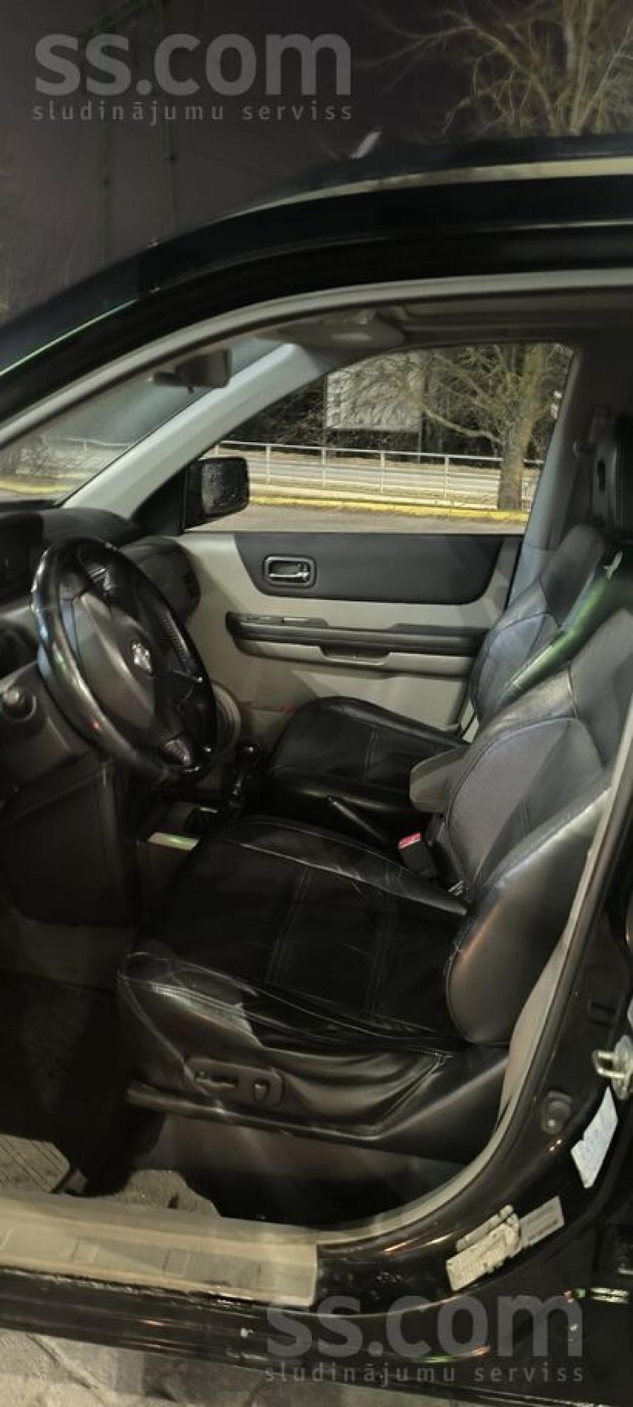 Melns Nissan X-Trail 2005 Rīga, ar dzinēja tilpumu 2.20 L un nobraukumu 314 tūkst. km par 3000 €, foto 5 vietnē AUTOMOTO.COM.LV