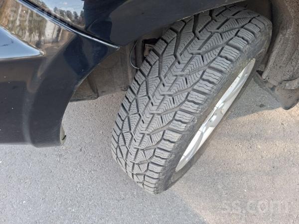 Melns Nissan X-Trail 2005 Daugavpils, ar dzinēja tilpumu 2.00 L un nobraukumu 319 tūkst. km par 3300 €, foto 6 vietnē AUTOMOTO.COM.LV