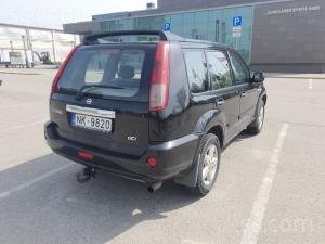 Black Nissan X-Trail 2005 in Riga, with an engine capacity of 2.20 L and mileage of 273 thousand km for 4500 €, photo 4 on AUTOMOTO.COM.LV