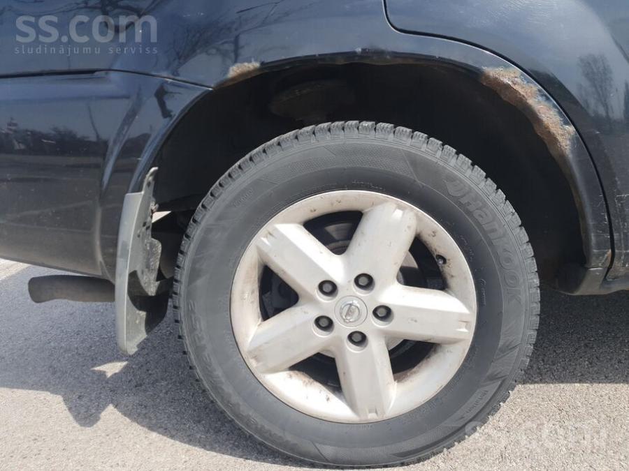 Black Nissan X-Trail 2005 in Riga, with an engine capacity of 2.20 L and mileage of 273 thousand km for 4500 €, photo 11 on AUTOMOTO.COM.LV