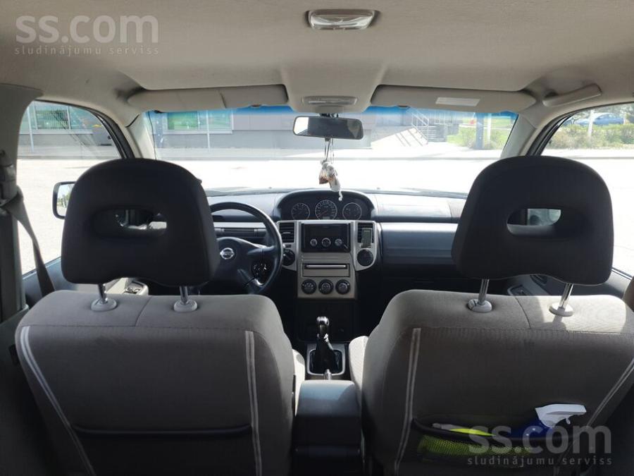 Black Nissan X-Trail 2005 in Riga, with an engine capacity of 2.20 L and mileage of 273 thousand km for 4500 €, photo 17 on AUTOMOTO.COM.LV