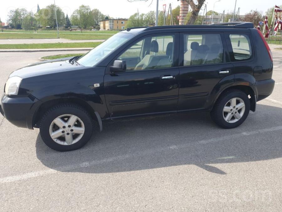 Black Nissan X-Trail 2005 in Riga, with an engine capacity of 2.20 L and mileage of 273 thousand km for 4500 €, photo 32 on AUTOMOTO.COM.LV
