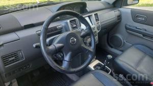 Black Nissan X-Trail 2005 in Riga, with an engine capacity of 2.20 L and mileage of 243 thousand km for 3500 €, photo 4 on AUTOMOTO.COM.LV