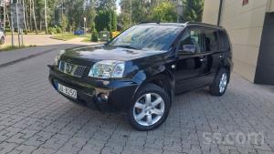 Black Nissan X-Trail 2005 in Riga, with an engine capacity of 2.20 L and mileage of 243 thousand km for 3500 €, photo 19 on AUTOMOTO.COM.LV