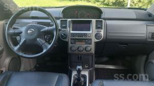 Black Nissan X-Trail 2005 in Riga, with an engine capacity of 2.20 L and mileage of 243 thousand km for 3500 €, photo 20 on AUTOMOTO.COM.LV